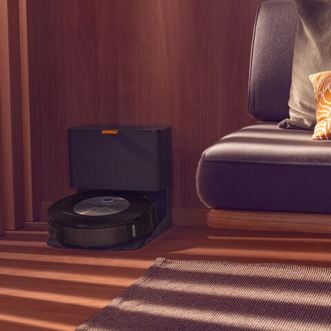 iRobot Roomba Combo™ j7+ Robot Vacuum and Mop | iRobot®