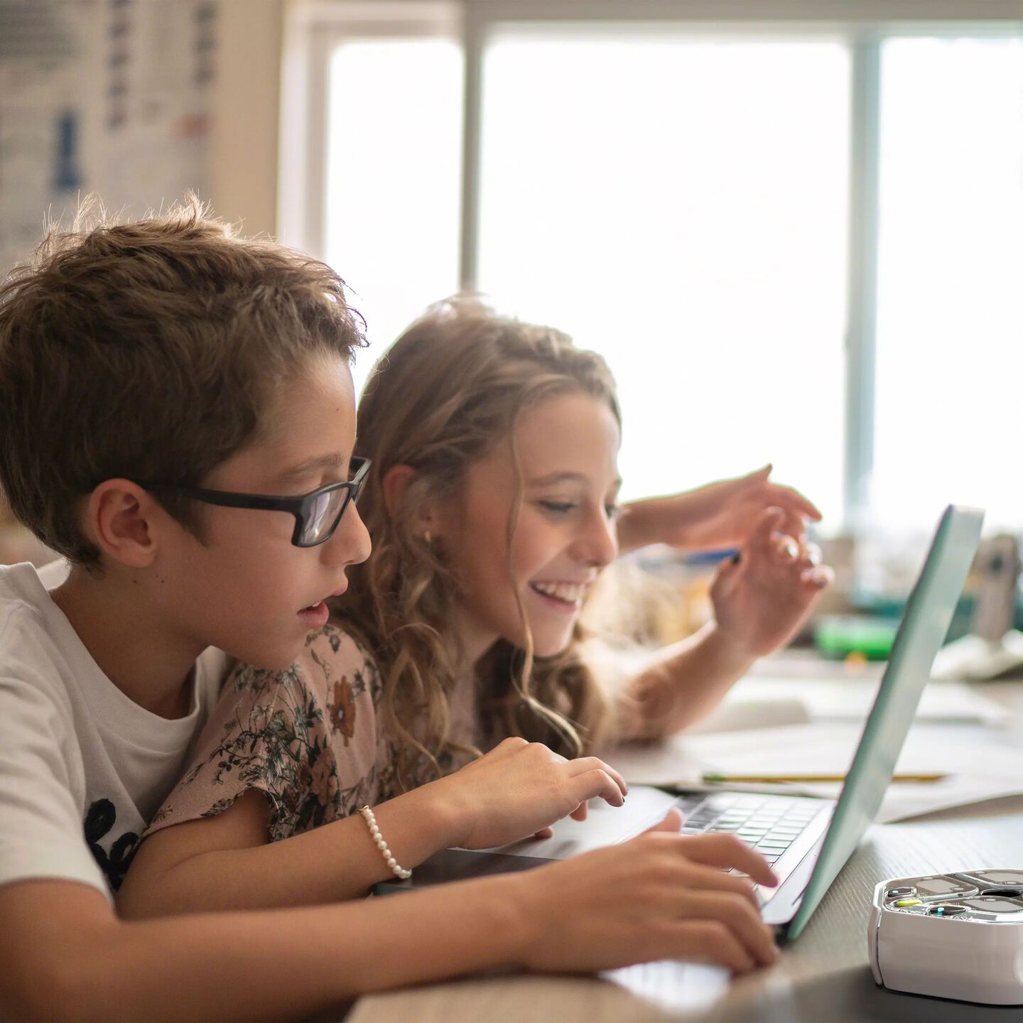 Root® rt0 b| Family-Friendly Robot that Codes | iRobot®