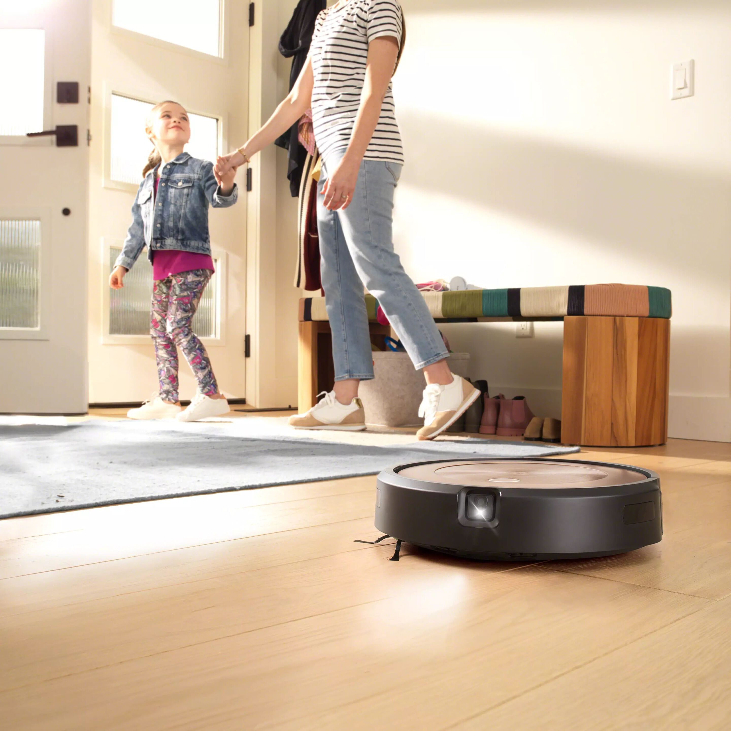 Roomba® j9+ | Robot Vacuum for Pet Hair & Dirt