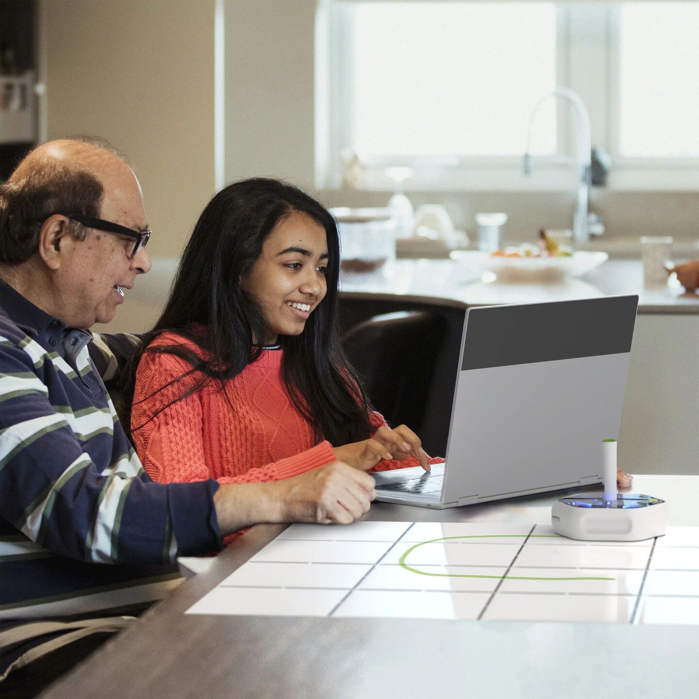 Root® rt0 b| Family-Friendly Robot that Codes | iRobot®