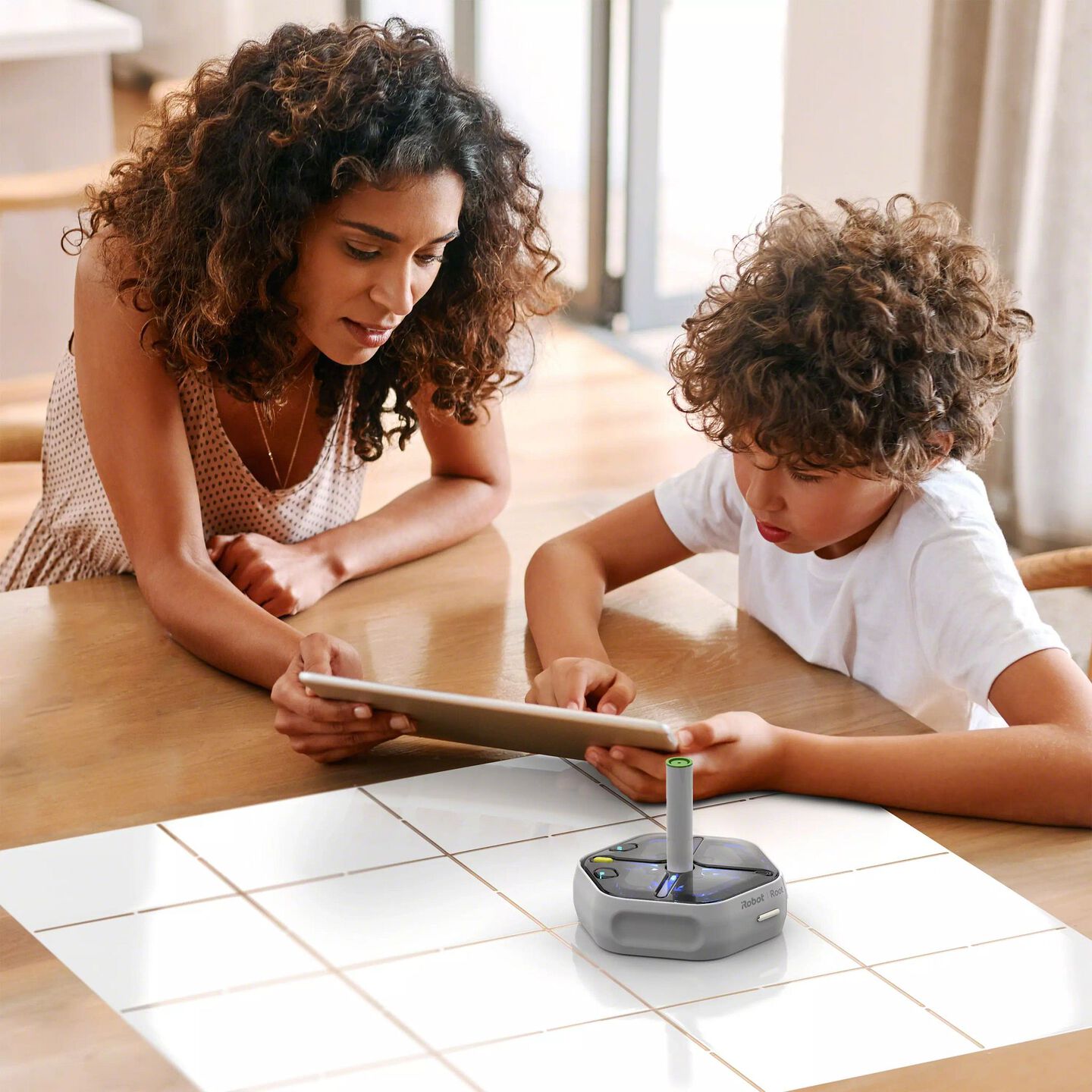 Root® rt0 b| Family-Friendly Robot that Codes | iRobot®